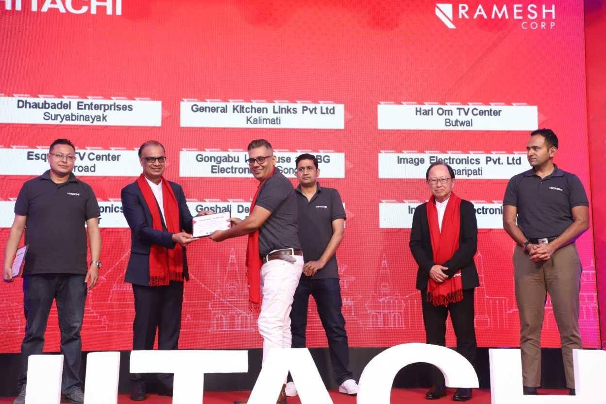 Hitachi Meet & Greet with Dealers-Certificate Distribution