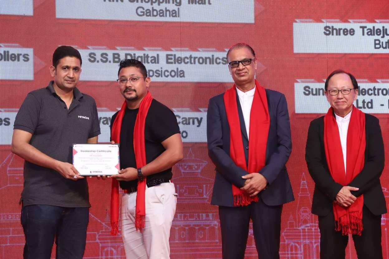 Hitachi Meet & Greet with Dealers-Certificate Distribution